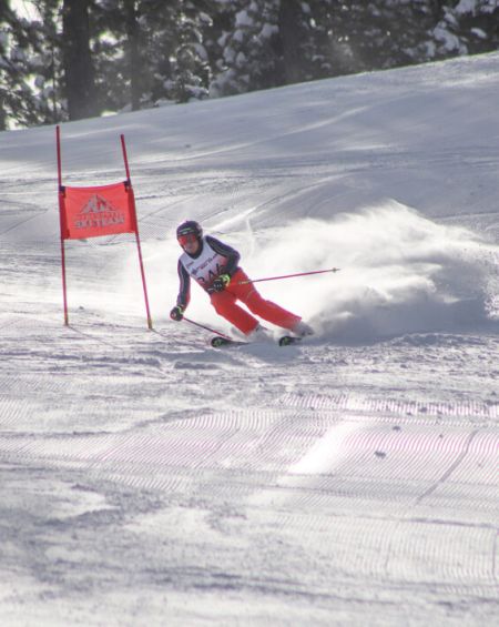 Senior Games Ski & Snowboard Race | Diamond Peak Ski Resort | Lake ...